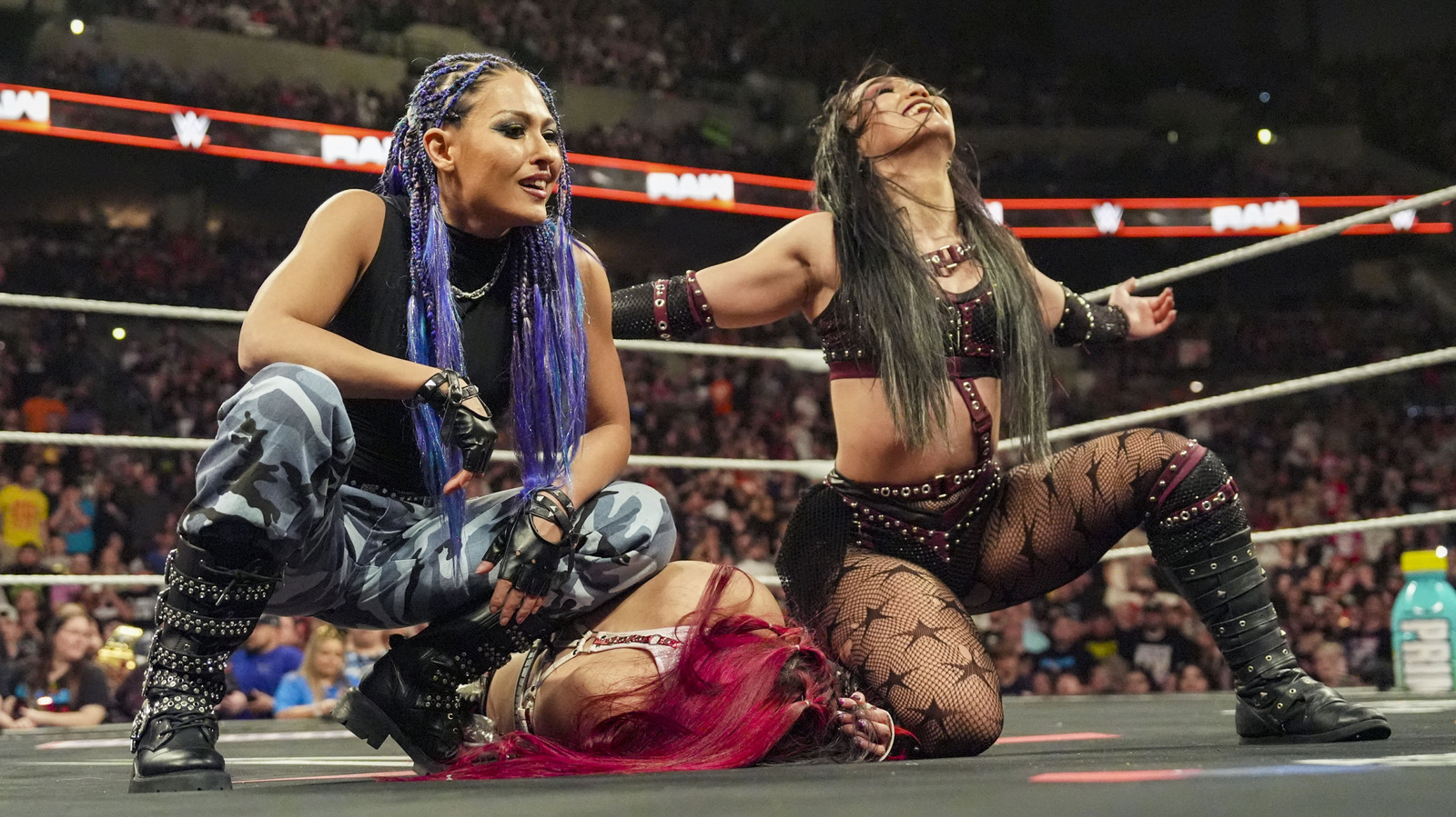 WWE Raw: Giulia & Roxanne Perez Vs. Rhea Ripley & IYO SKY – Full Match Results